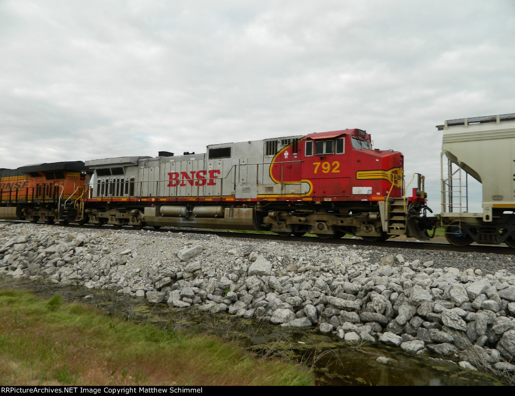 BNSF 792